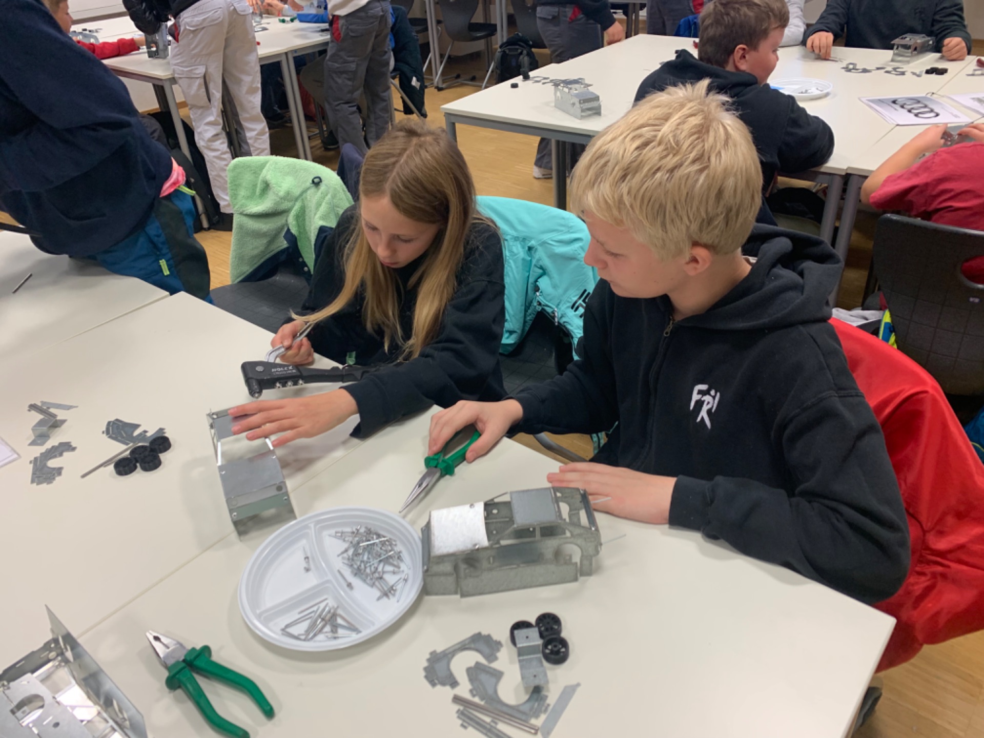 AUDI AG zu Besuch – Ludwig Fronhofer Schule Ingolstadt
